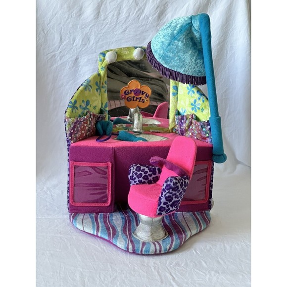 Toys 203 Vintage Groovy Girls Plush Doll Playset Sittin Pretty Beauty Salon Vanity Poshmark